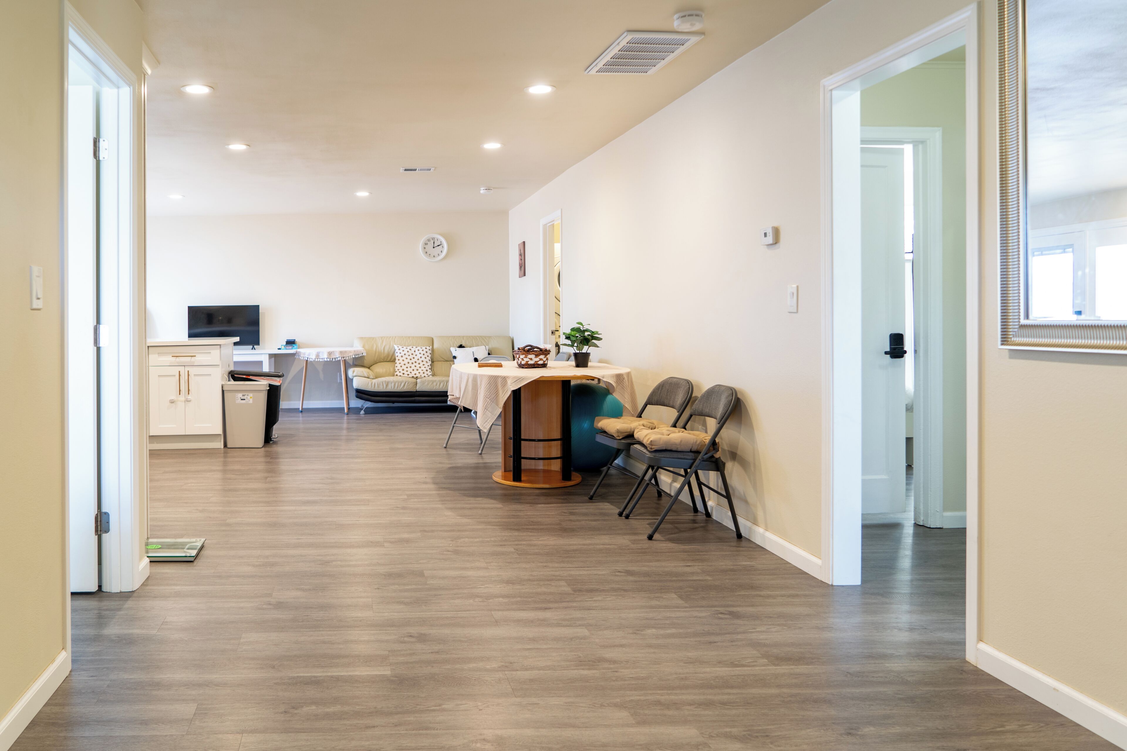 Fully Furnished 3br Executive Home, Renovated 2024, North Central San Mateo - Belmont, CA