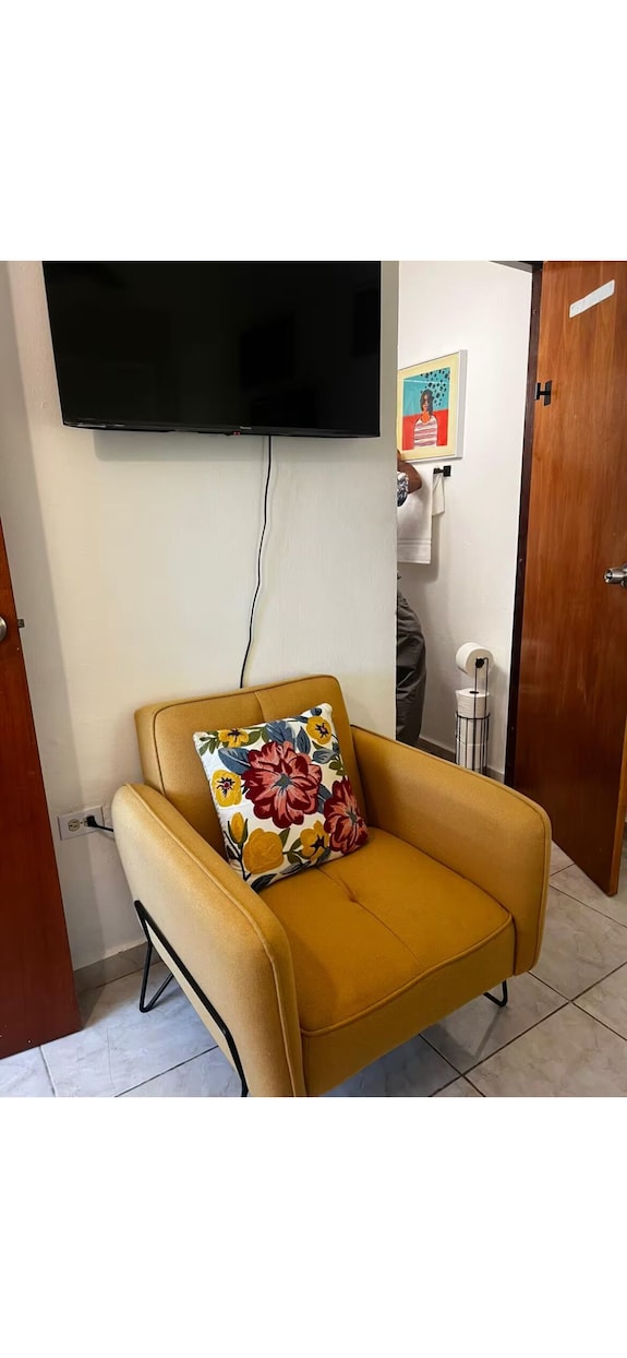 Modern And Cozy 1-bedroom Apartment In San Juan With Ac Near Sju Airport - San Juan, Puerto Rico