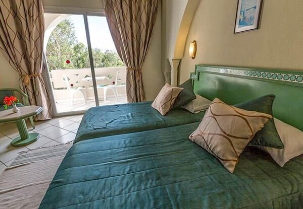 Tunsia Lodge Hotel - Tunisia