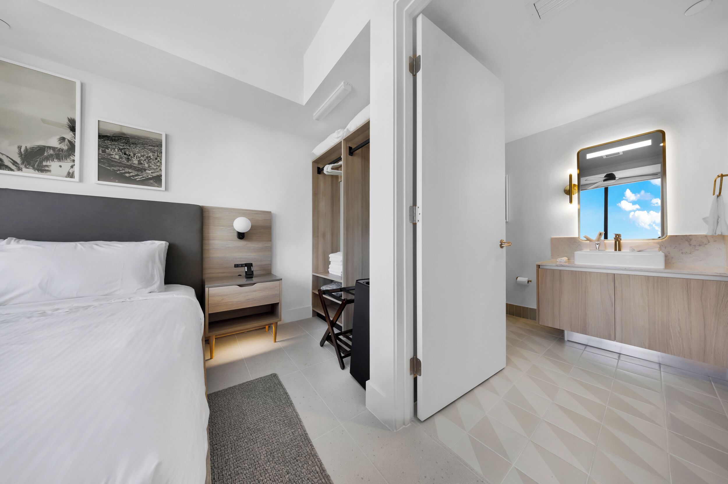 Apartamento em Condomínio Fechado, varanda, Vista para a cidade