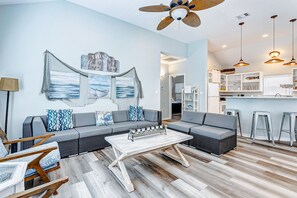 Casa, 2 quartos | Sala de estar