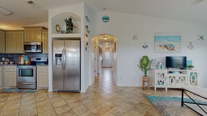 Casa, 2 quartos | Cozinha privada | Um frigorífico, um forno, uma cafeteira/bule, uma torradeira 