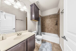 Quarto | Casa de banho