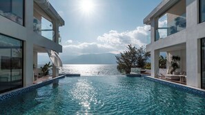Piscina externa