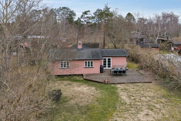 Lovely holiday home for relaxation and beach life Reviews, Deals ...