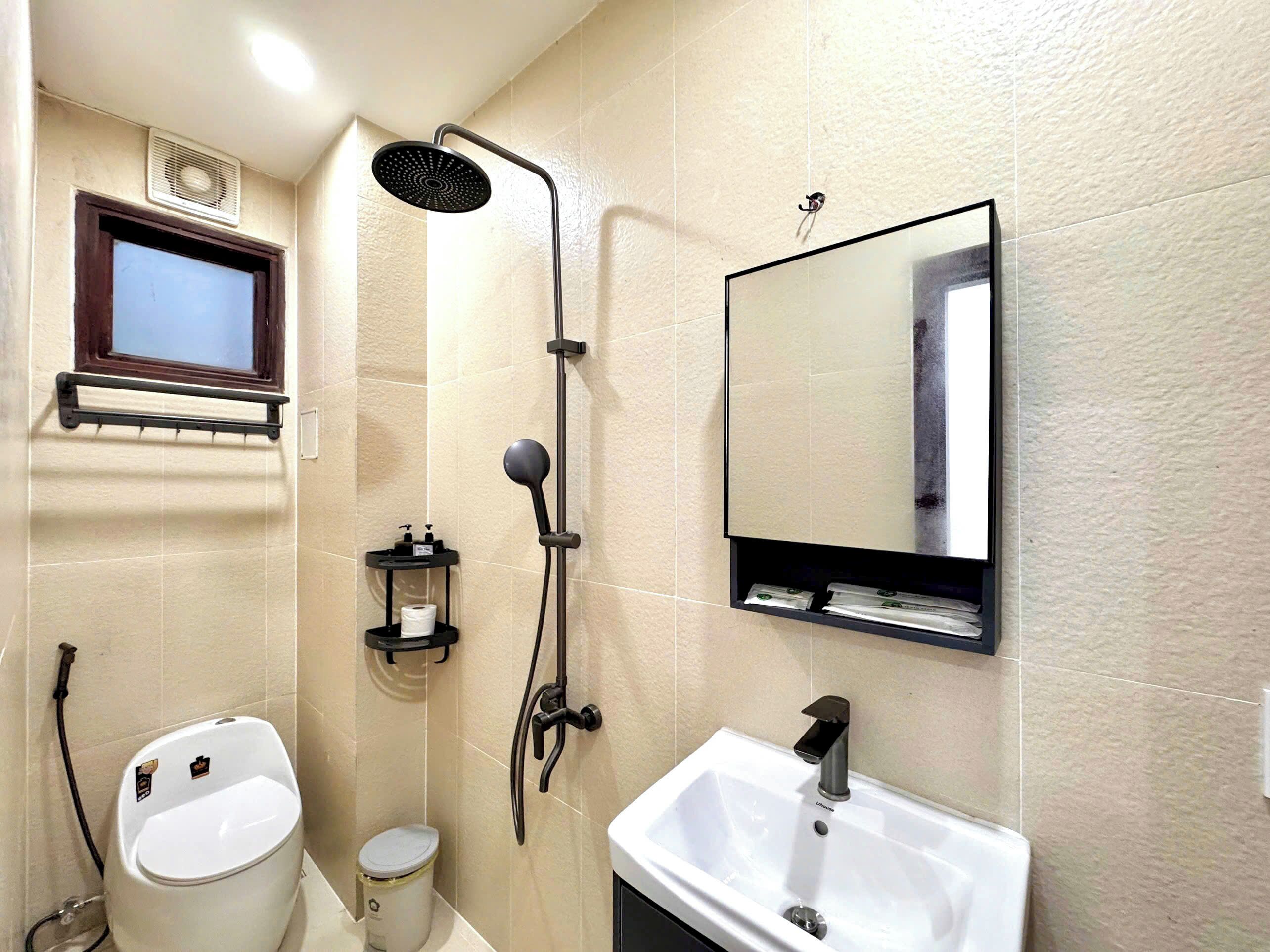 Quarto Duplo Standard | Casa de banho