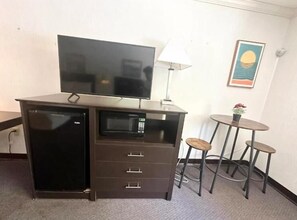 Quarto Deluxe, vista para a colina | Interior