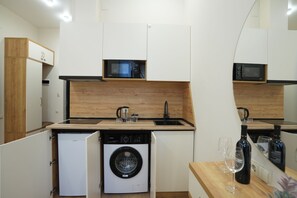 Estúdio Standard, vista para a montanha | Cozinha privada | Minifrigorífico, um micro-ondas, uma placa de cozinha 
