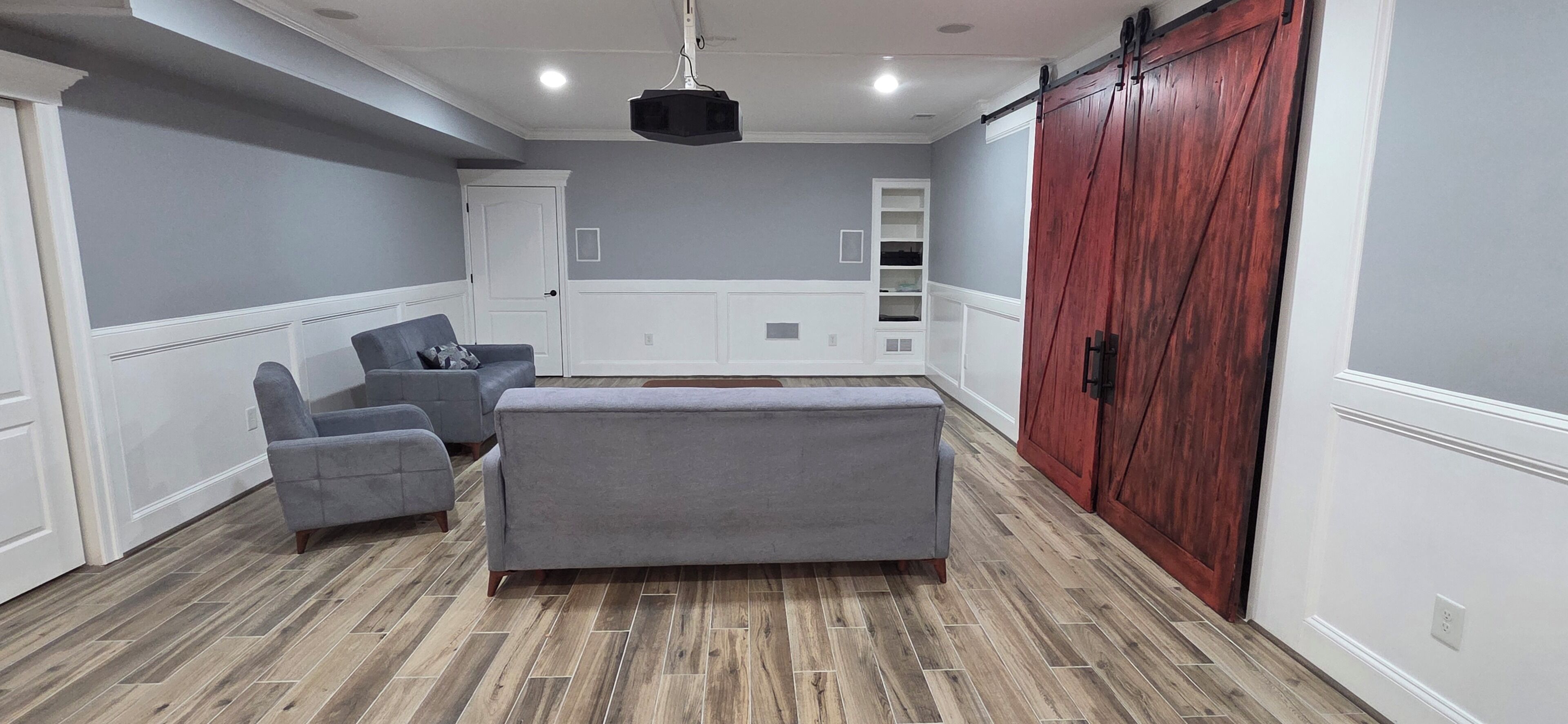 Spacious Private Suite In Gainesville  Separate Entrance  Wifi  Washer/dryer - Gainesville, VA