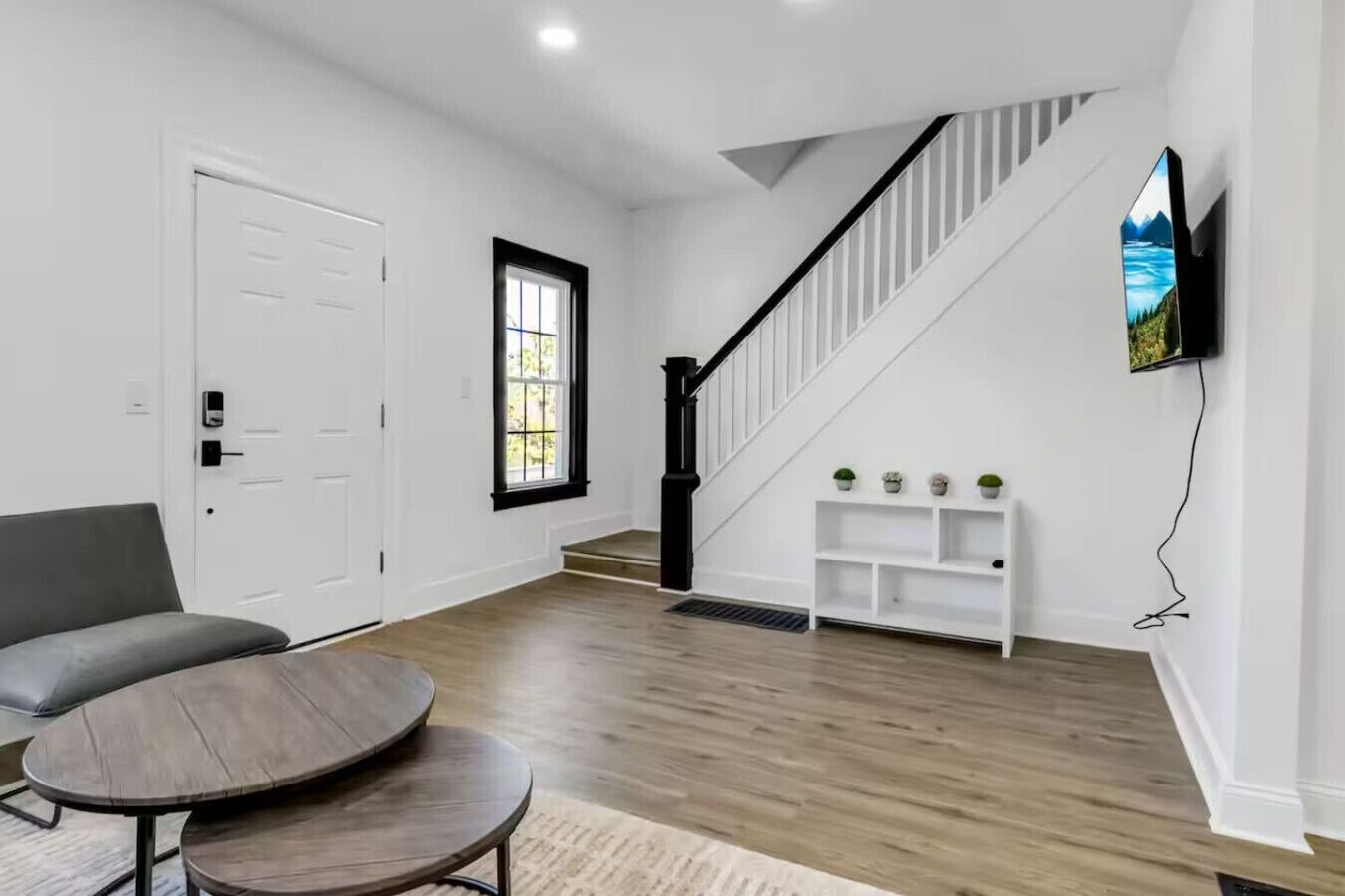 Stylish 4br Home L Mins To Falls & All Attractions - Niagara Falls