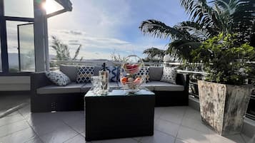 Casa, 2 quartos, pátio | Terrenos do alojamento