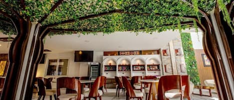 Pequeno-almoço tipo buffet diário incluído