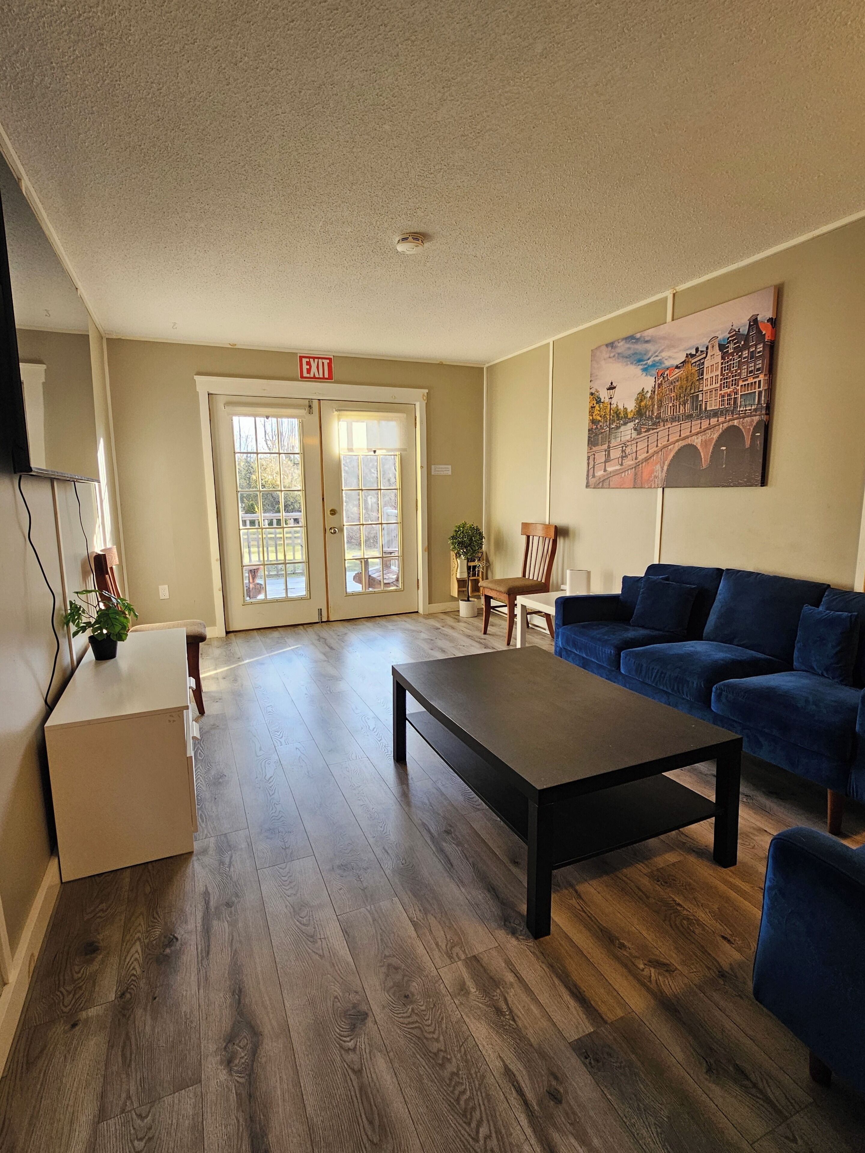 Grotto Basecamp Lodge 10+ Guests Accessibility Mobility Friendly Space Tobermory - Tobermory