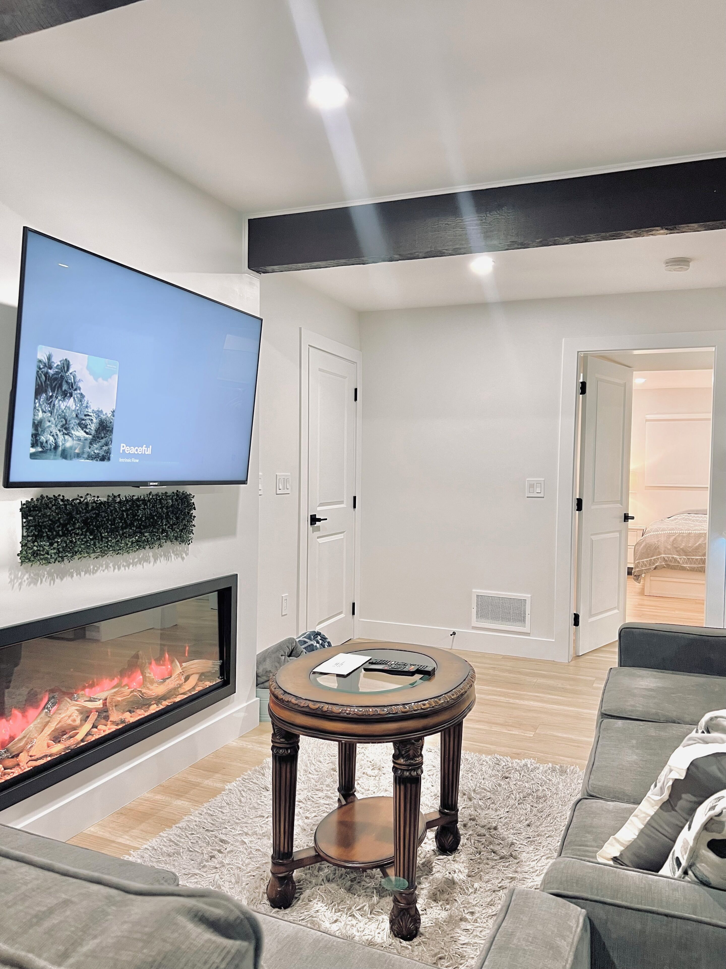New Private Luxury Suite Near Ferry, Airport, Vancouver & Free Private Parking - Point Roberts, WA