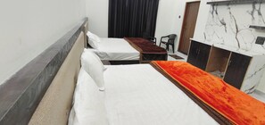 Quarto Quádruplo Deluxe, vista para a montanha