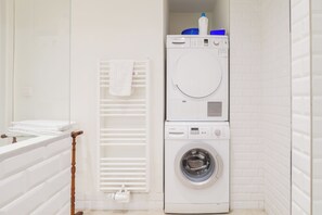 Apartamento, 3 quartos, sacada | Parte interna