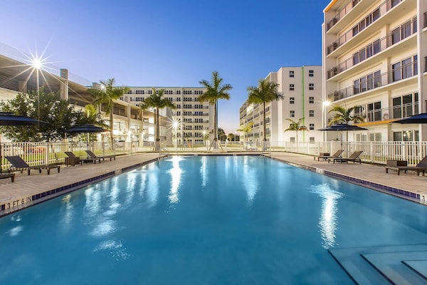 Landing Apartments Homestead Near Naranja - Biscayne National Park