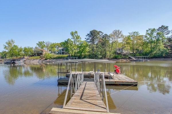 Game Room! Family Escape On Tims Ford Lake - Estill Springs, TN