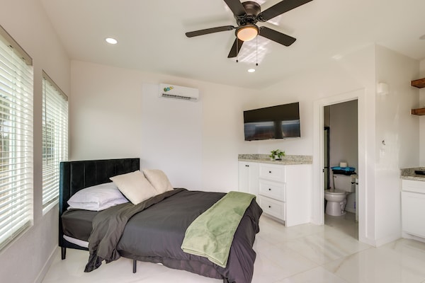 Community Pool! Walkable South Padre Island Studio - On The Beach, South Padre Island