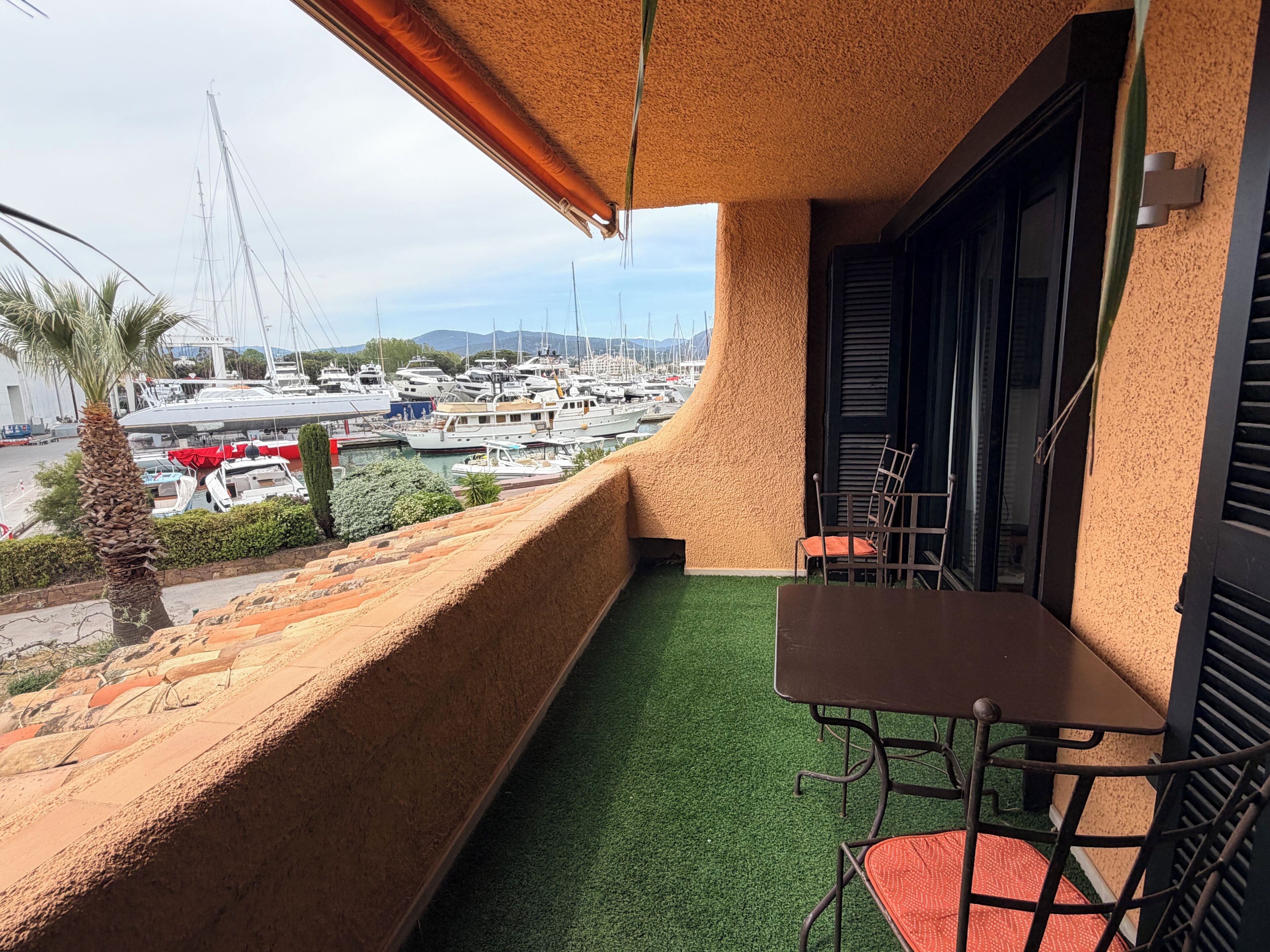 Apartamento, 1 quarto, vista para o porto | Terraço/pátio