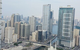 Apartamento conforto, sacada, vista para a praia | Diversos