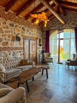 Villa, piscina privativa, vista para o lago | Wi-fi 