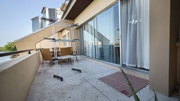 Apartamento Premium, 3 quartos, varanda, vista para a lagoa | Terraço/pátio interior