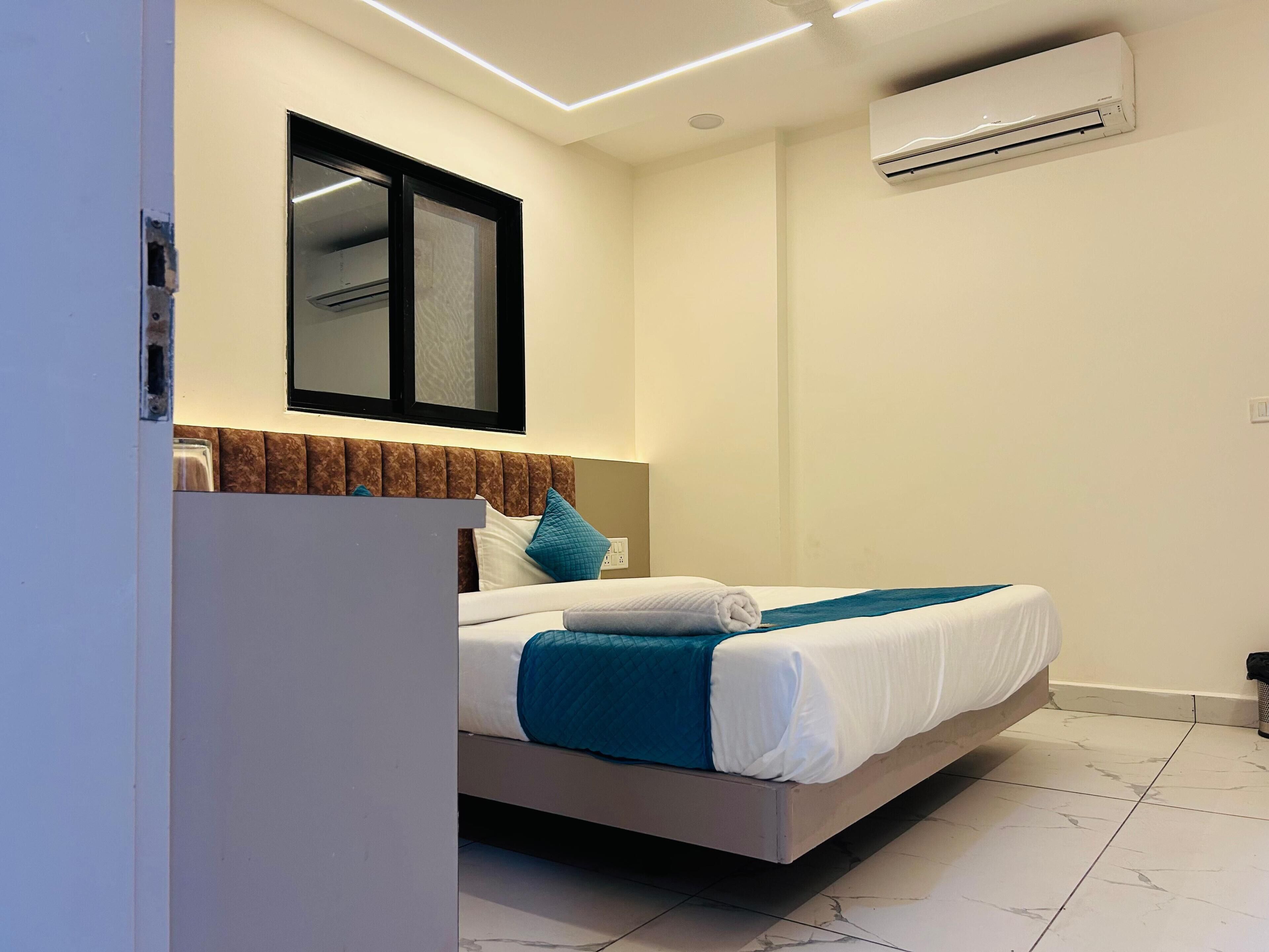 Quarto Deluxe, 1 cama king-size | Wi-fi grátis 