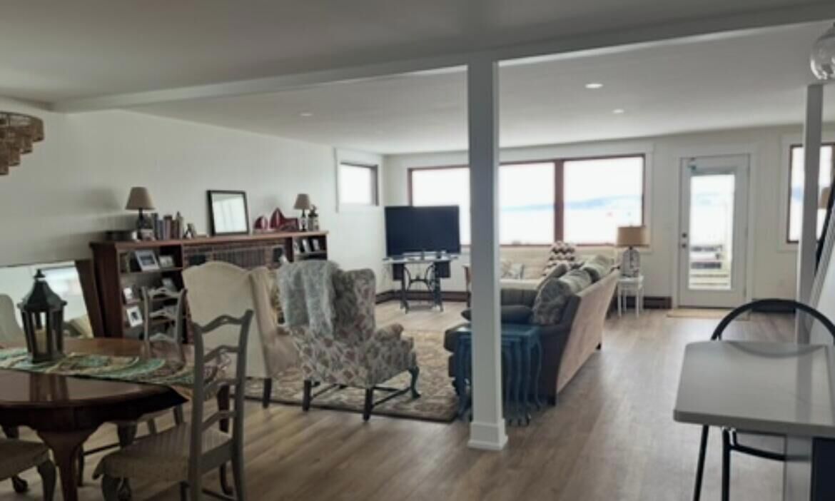 Warm And Inviting Cottage With Panoramic Views Of Chautauqua Lake - Chautauqua Lake, NY