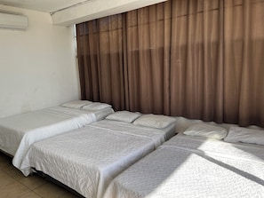 Quarto econômico, vista para a praia | Wi-Fi de cortesia
