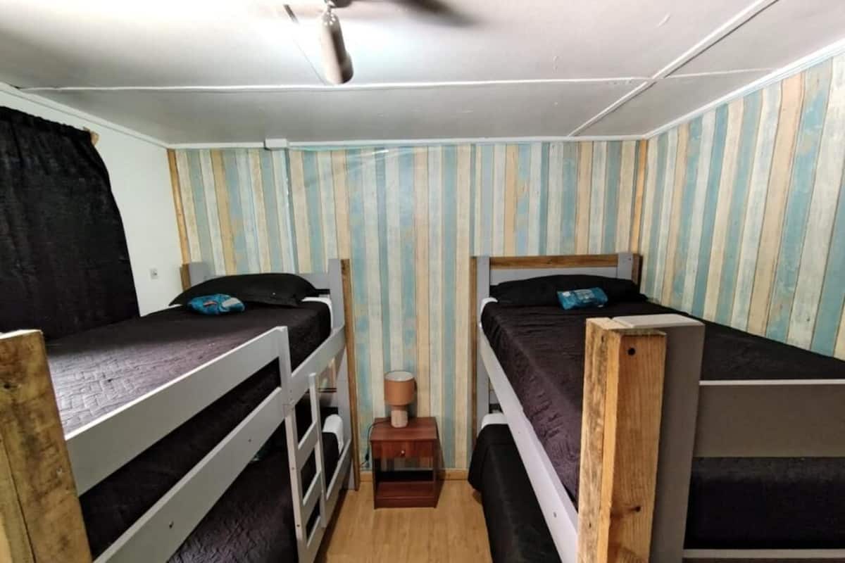 Dormitório Partilhado, pátio