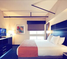 Quarto Standard, 1 cama king-size | Secretária, ferro/tábua de engomar, berços/camas para crianças grátis