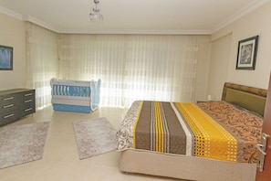 Villa Familiar | 4 quartos, roupa de alta qualidade, ferro/tábua de engomar