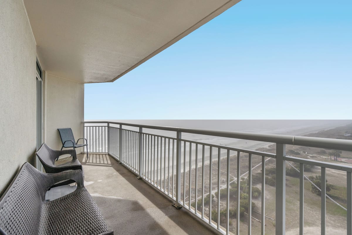 Condo, 1 Bedroom, Ocean View, Beachfront (1241) | Varanda