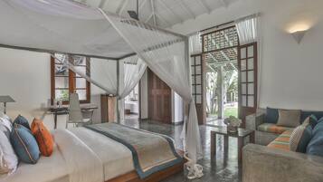 Suíte, vista para a piscina | Roupas de cama de algodão egípcio, roupas de cama premium