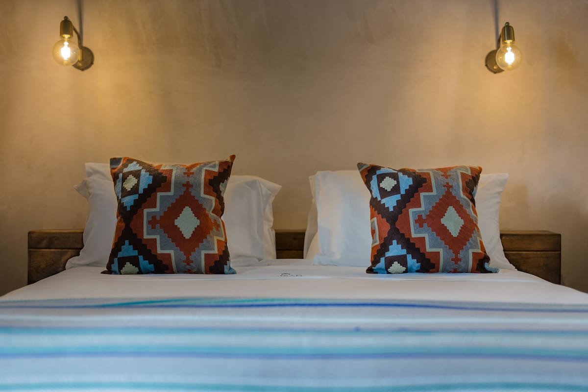 Cofre no quarto, Wi-fi grátis, roupa de cama fornecida 