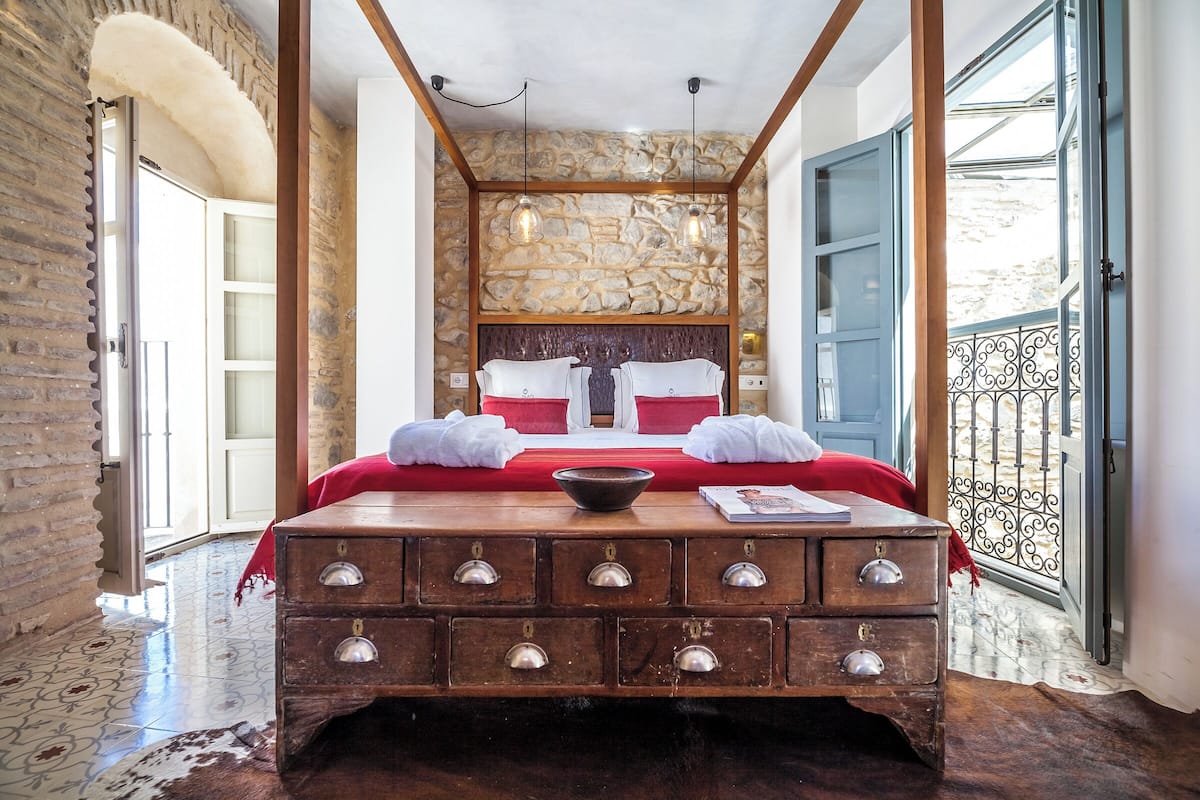 Cofre no quarto, Wi-fi grátis, roupa de cama fornecida 
