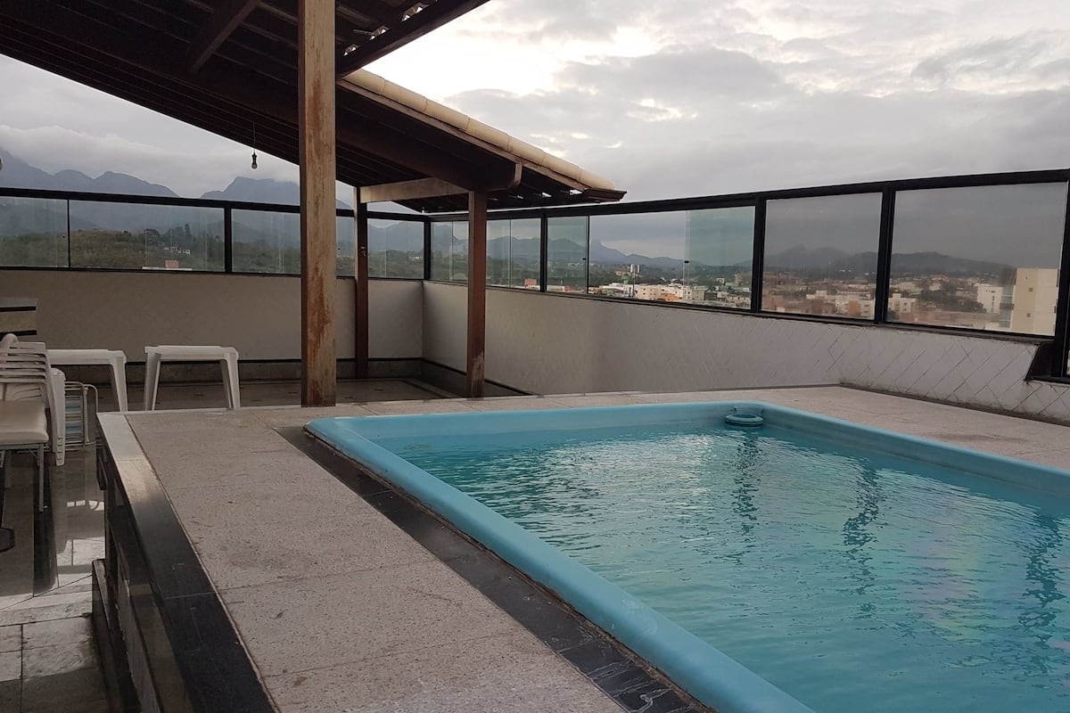 Penthouse Superior, 6 quartos, piscina privativa, vista parcial para o oceano | 2 quartos, cortinas/cortinados opacos, Wi-fi grátis