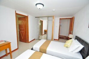 1 quarto, frigobar (abastecido com alguns itens grátis)