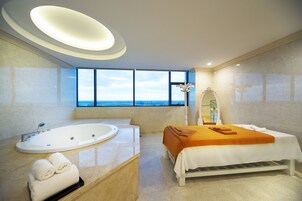 Sauna, 16 salas de tratamento 