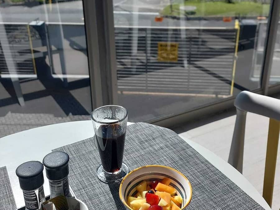 Café da manhã completo todos os dias (ZAR 100 por pessoa)