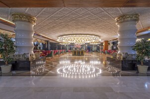 3 bares/lounges, bar ao lado da piscina, bar na praia