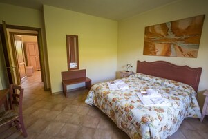 Roupa de cama fornecida 