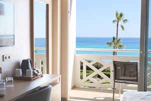 Quarto casal, sacada, vista para o mar | Vista para praia/oceano