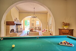 Villa Panorâmica, 5 quartos (Villa Leonardo) | Bilhar