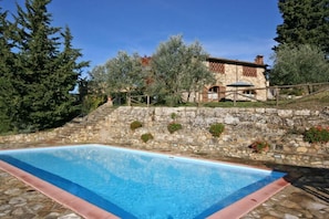 Piscina exterior, uma piscina no terraço 