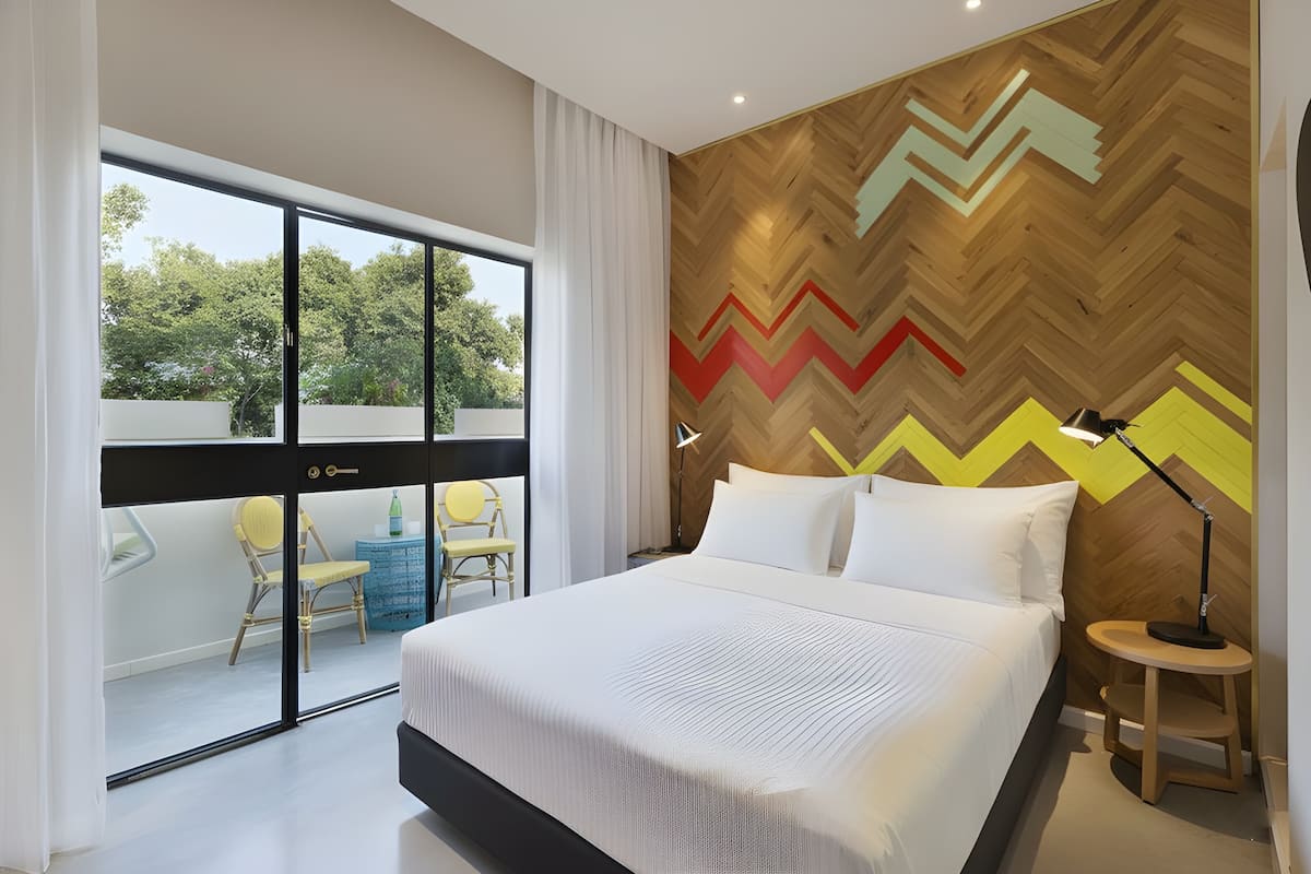 Medium CUCU | Roupas de cama premium, cofres nos quartos, escrivaninha