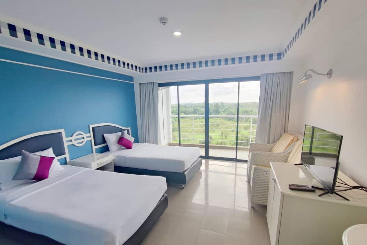Superior Twin Room Only | Secretária, secretária adequada para computadores portáteis
