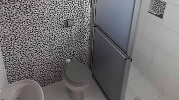 Suíte executiva, 1 cama de casal | Escrivaninha, Wi-Fi de cortesia, roupa de cama