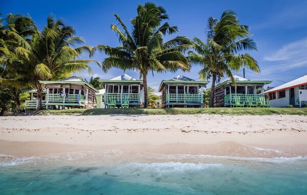 Tailua Beach Fale - Szamoa